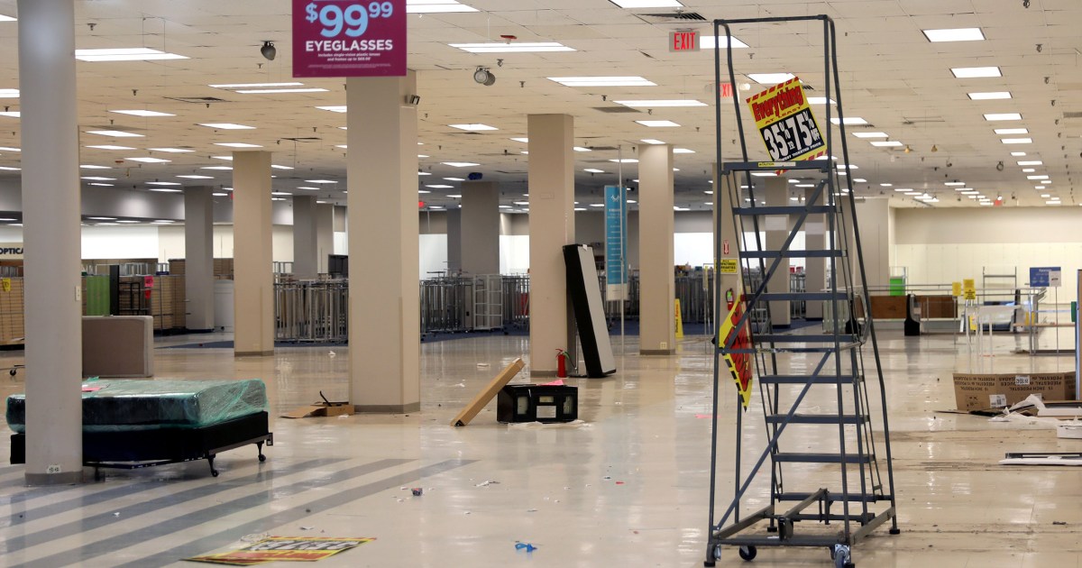 Sears saved from banktruptcy (again) — for now (again)