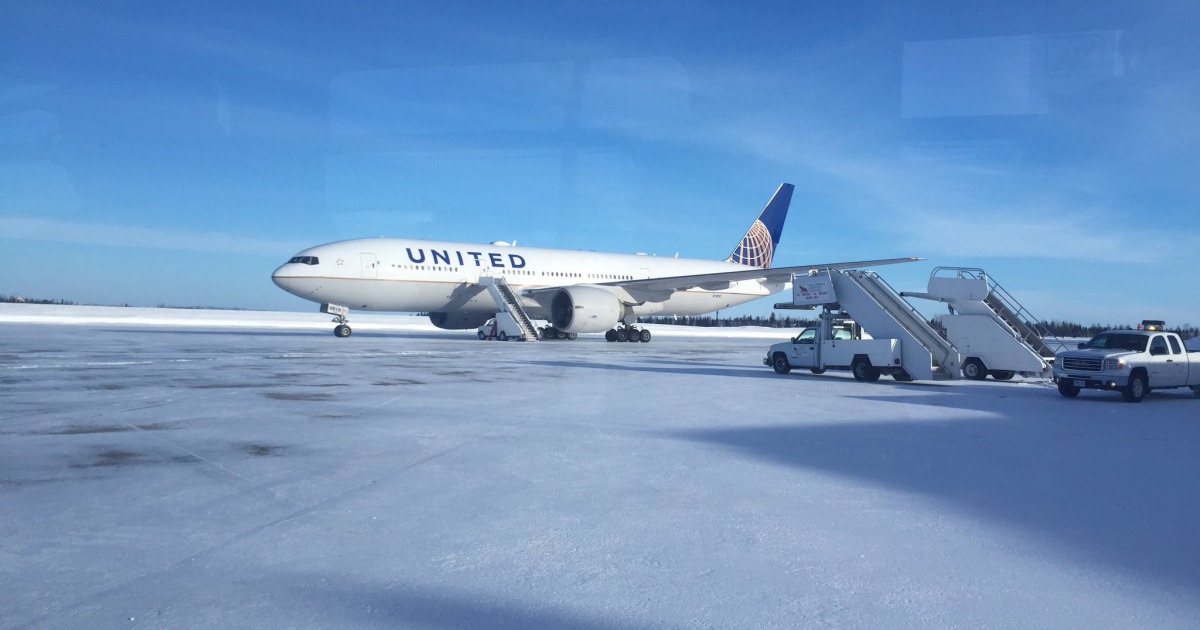 Travelers on United flight to Hong Kong delayed for 20-plus hours by ...
