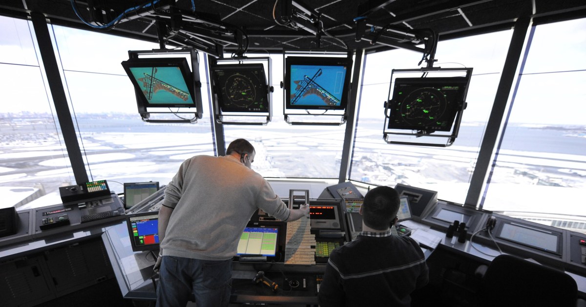 Potential return of shutdown looms on air traffic controllers' radars