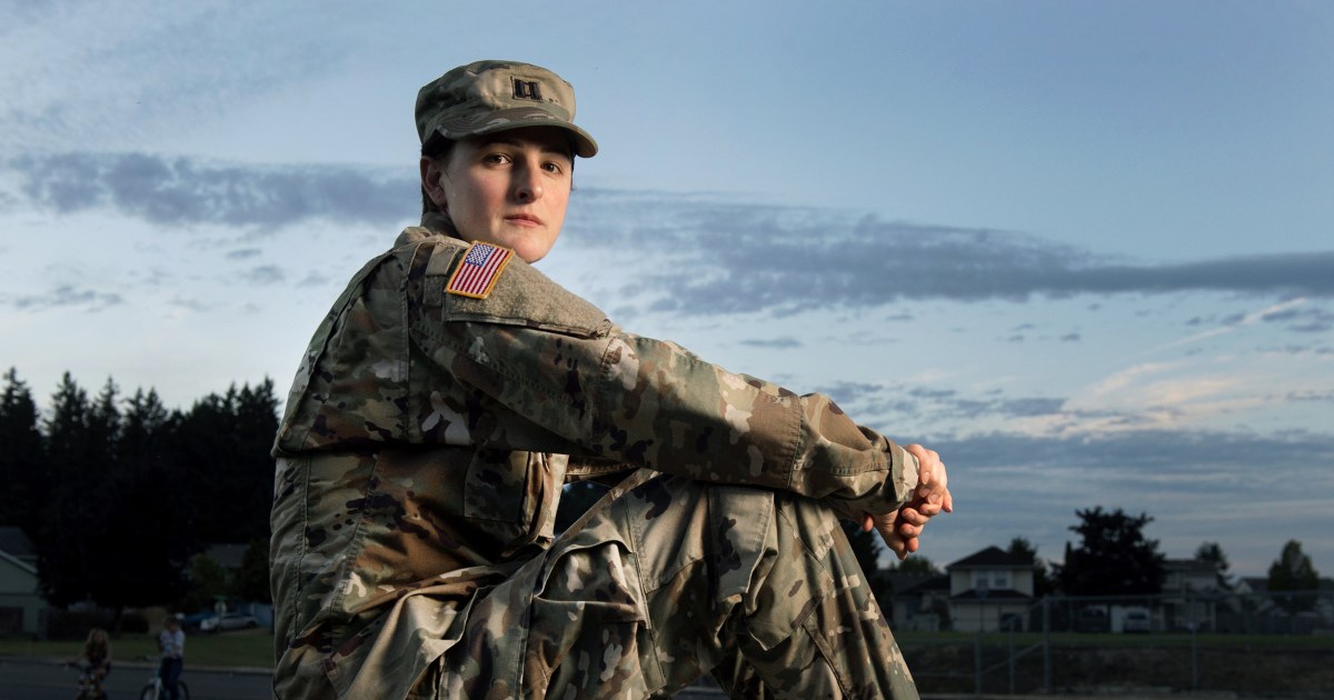 Pelosi to bring transgender service members to State of the Union