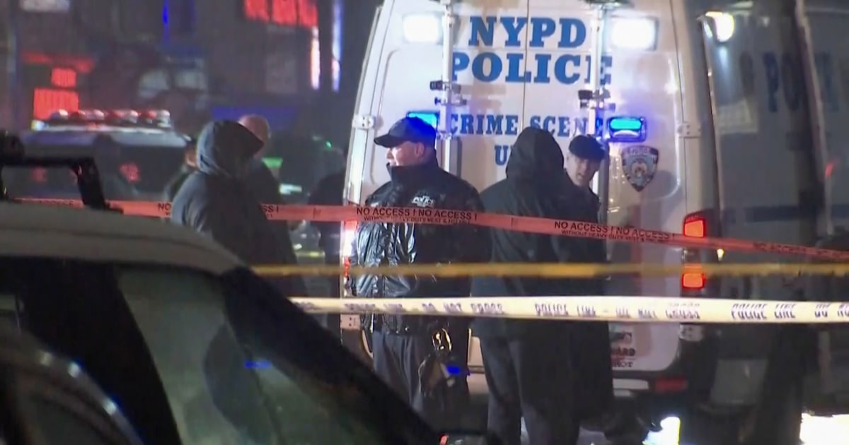 New York police detective killed by 'friendly fire' while responding to ...