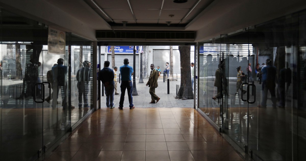 Massive Venezuela power outage raises tensions amid crisis