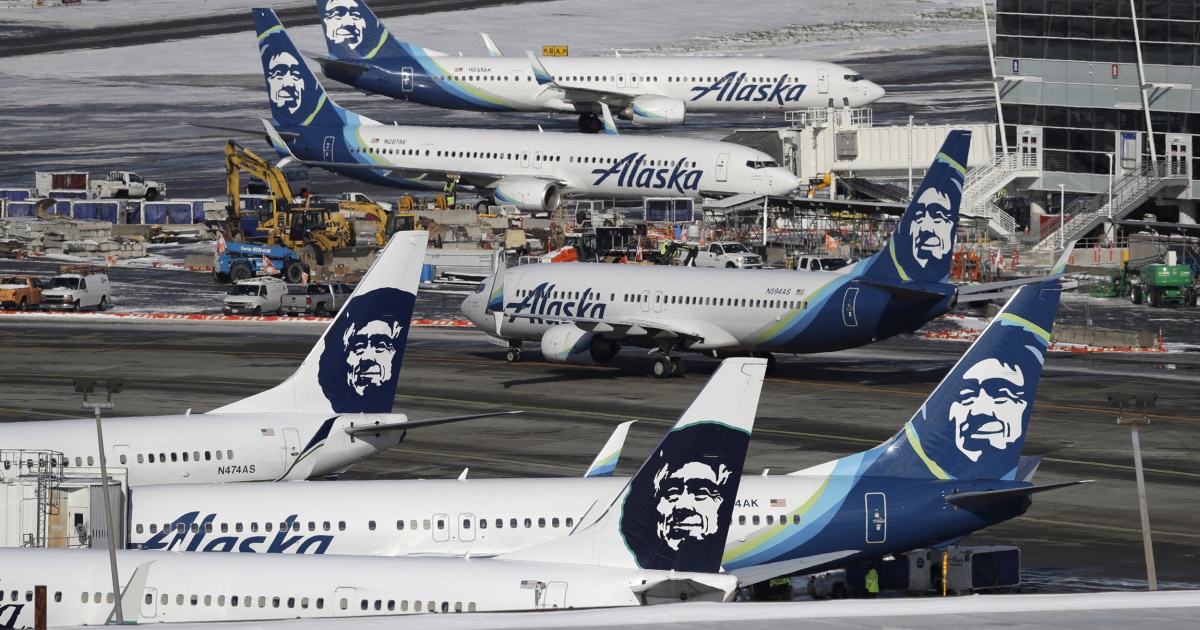 America's favorite (and least favorite) airlines and hotel chains
