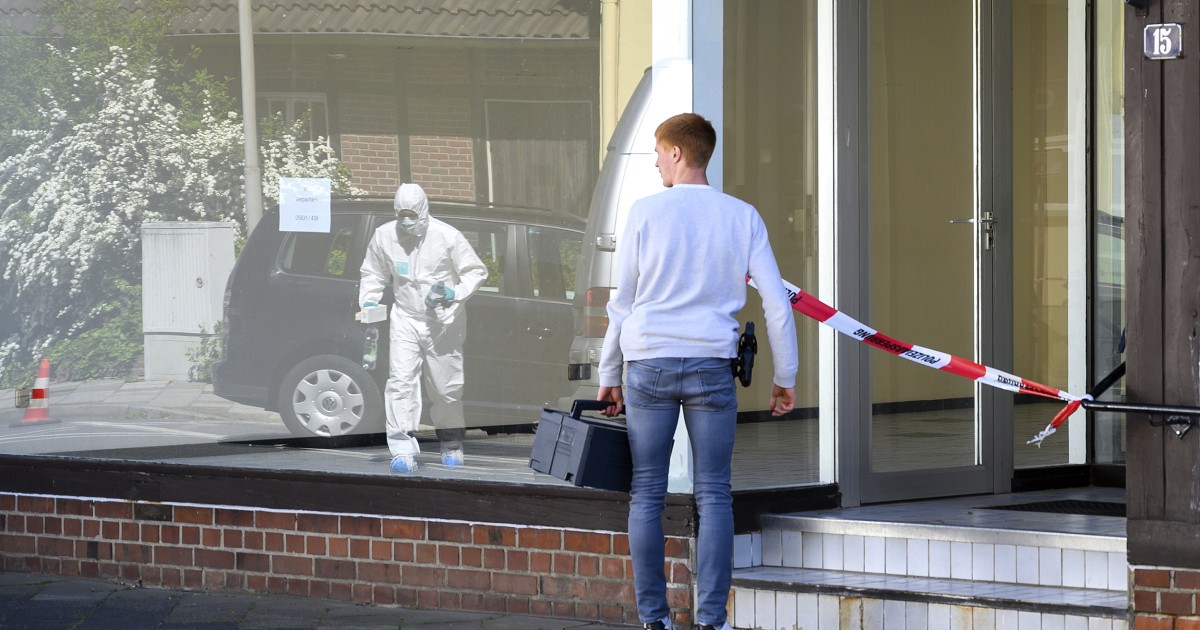 3 found dead in Germany from crossbow wounds to hearts, neck