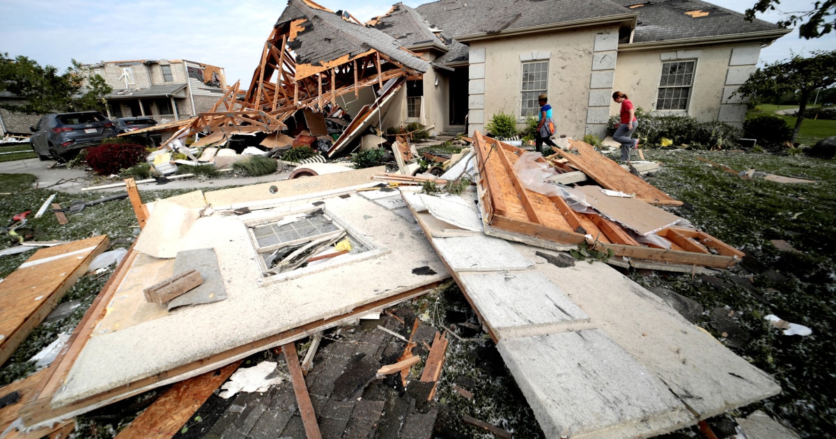 Extreme weather spans coast-to-coast with multiple tornadoes and severe ...