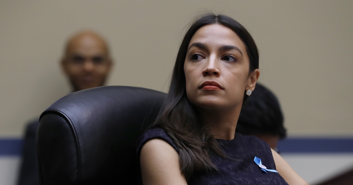 AOC gets it wrong in tweet about Manafort 'solitary confinement'
