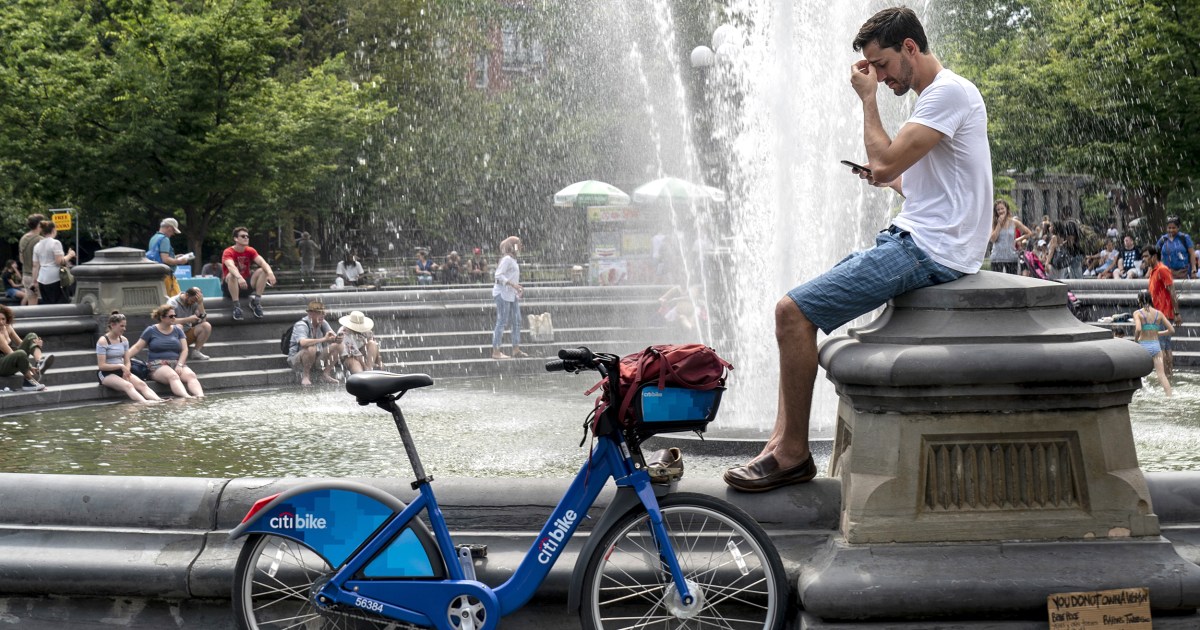 U.S. heat wave just warming up for long and scorching weekend