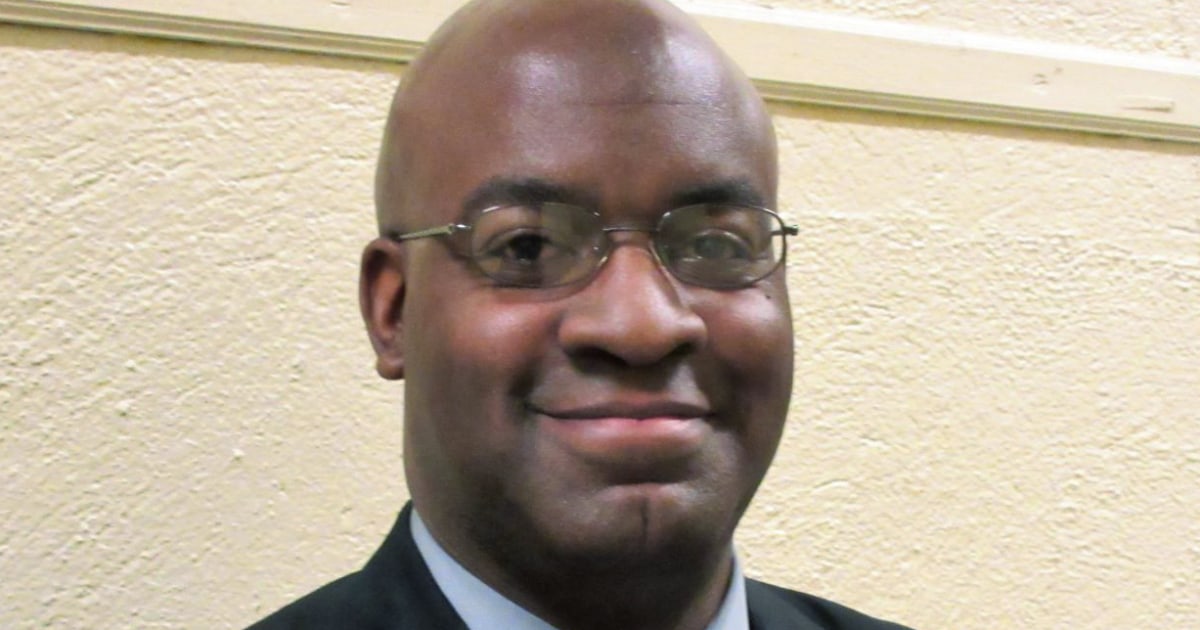 Fiancée sues over New Jersey principal's death in bone marrow procedure