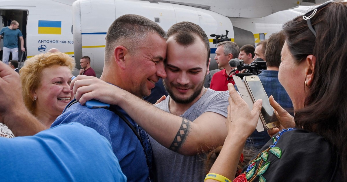 Russia And Ukraine Complete Prisoner Swap Raising Hopes For Eased Tensions