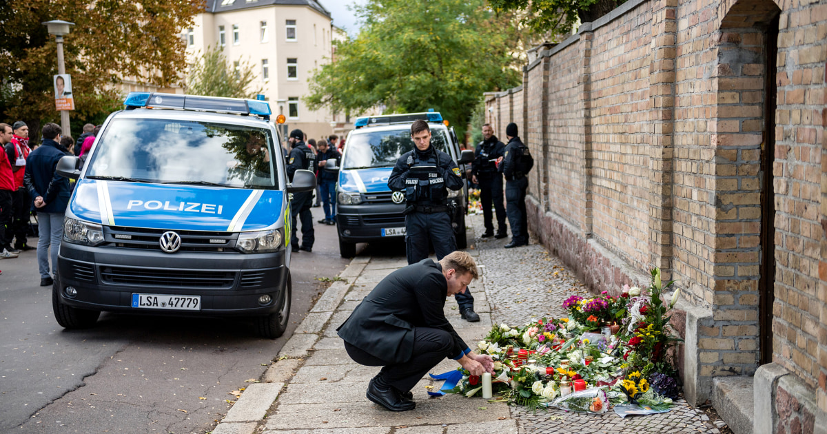 German killer gunned down 2 outside synagogue after failing to get ...