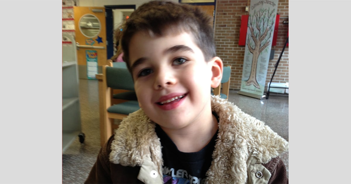 Sandy Hook father to receive $450,000 from conspiracy theorist, jury says