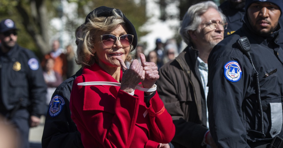 Jane Fonda, Sam Waterston arrested at U.S. Capitol climate protest