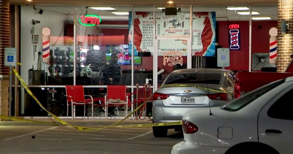 Man unhappy with son's haircut shoots barber, Texas police say