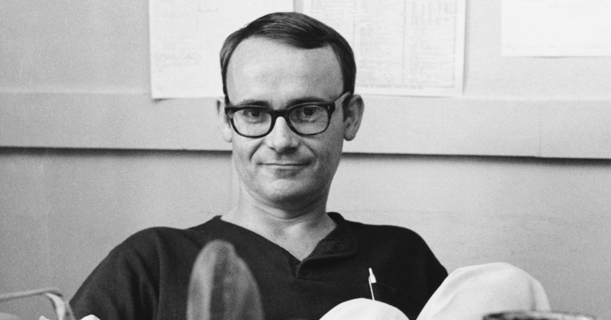 Buck Henry, screenwriter of 'The Graduate' and frequent 'SNL' host ...