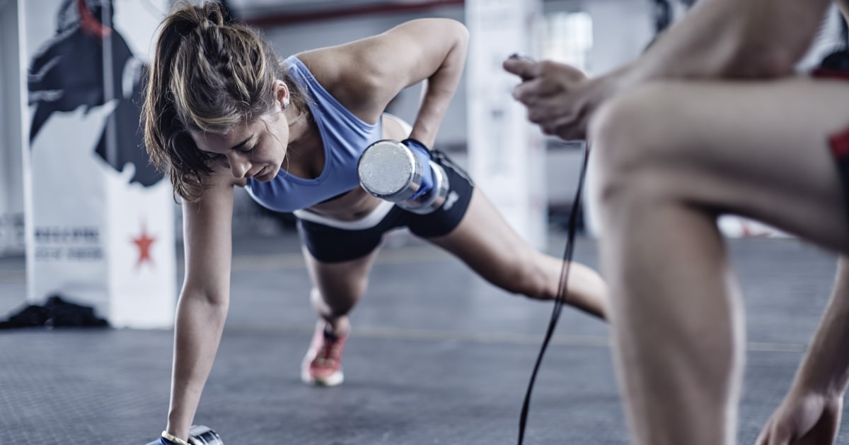 What are EMOM workouts? Give it a try with this 20-minute routine