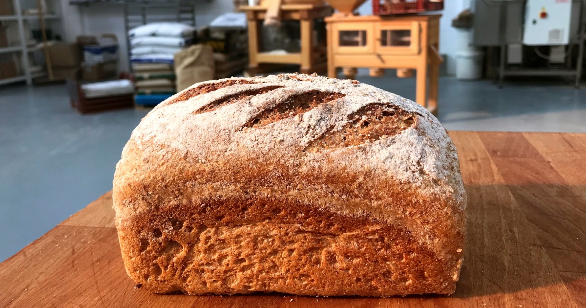 British bakers reintroduce World War II bread in coronavirus fight