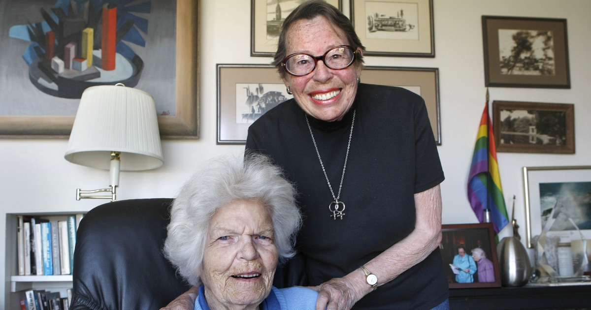 Pioneering lesbian activist Phyllis Lyon dies at 95