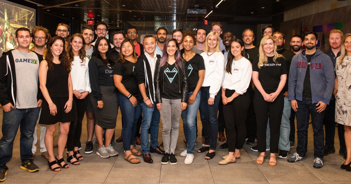 4 ways to lift up others during these uncertain times