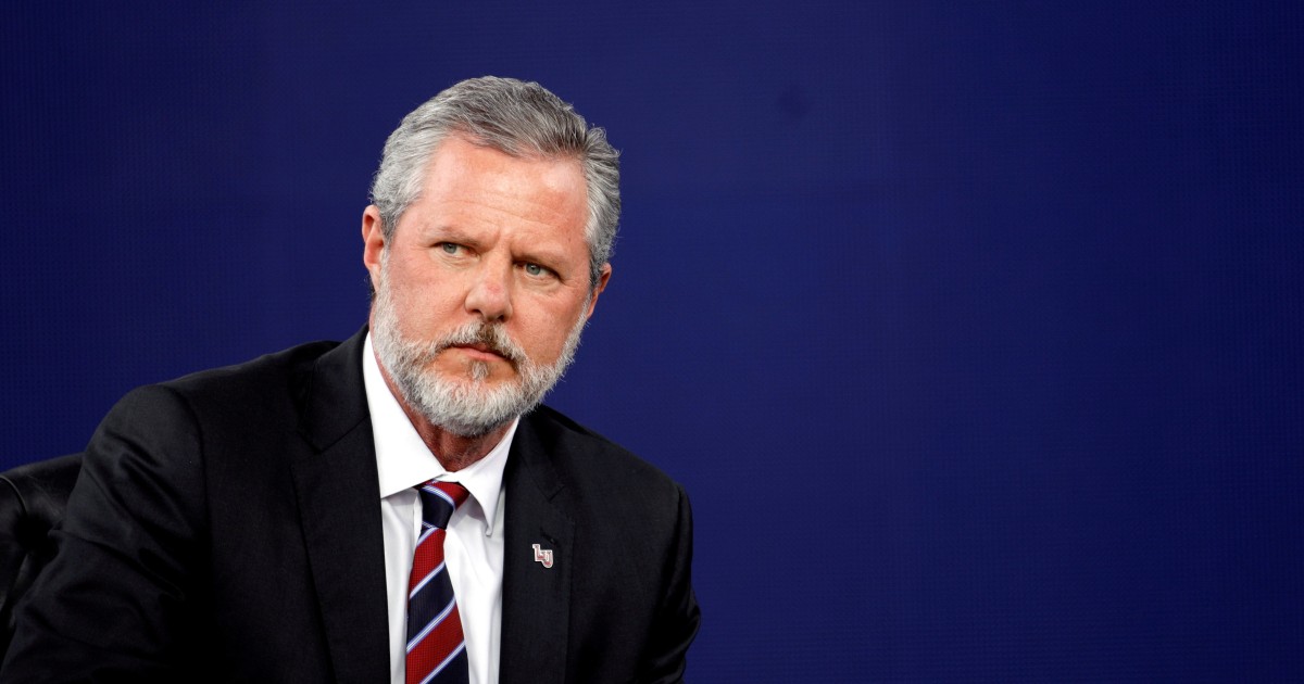 Liberty University President Falwell apologizes for tweet showing ...