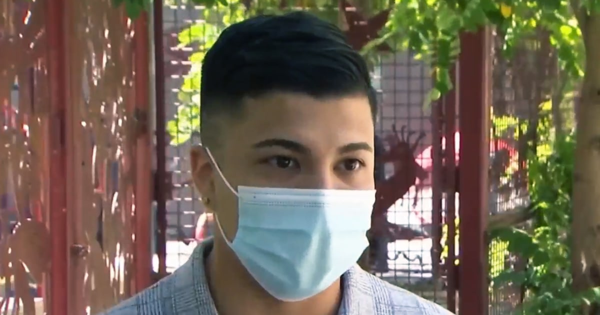 White couple blocks Mexican American from entering his building, called ...