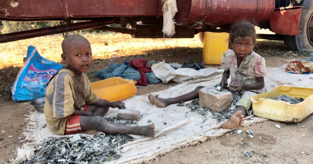 An army of children toils in African mica mines