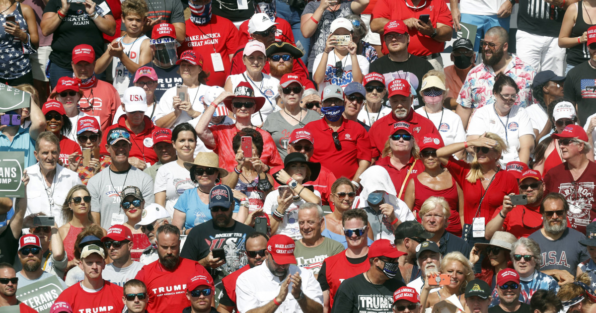 Heat at Trump rally sends a dozen attendees to the hospital