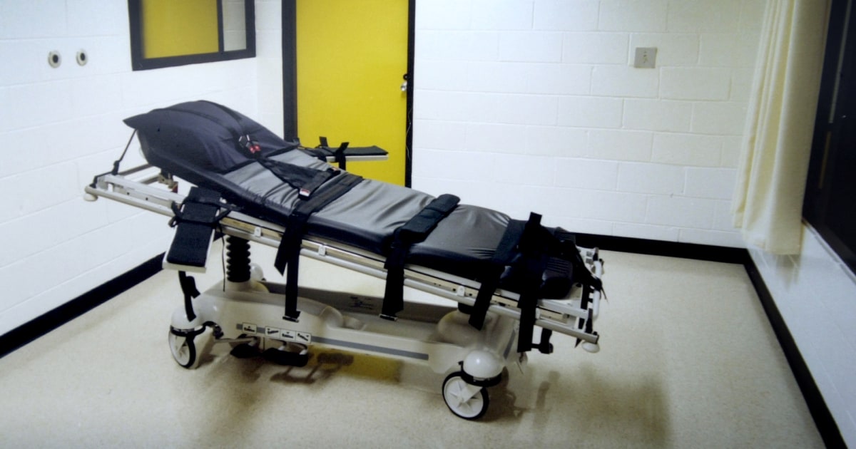 Justice Department asks Supreme Court to lift hold on federal executions