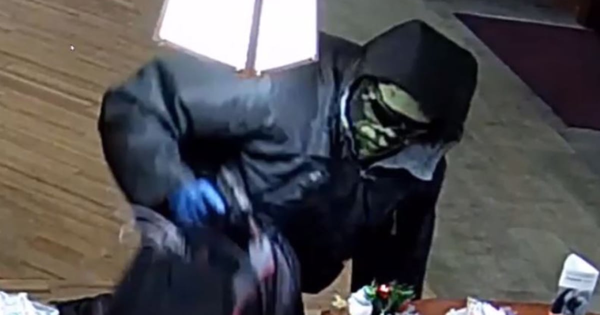 Masked Too Tall Bandit Robs Another Southern Bank In String Of 16