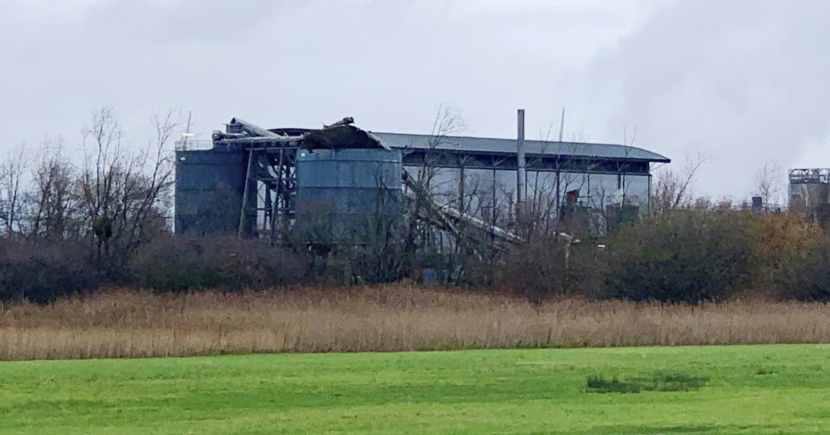 4 dead after water recycling center explosion in southwest England