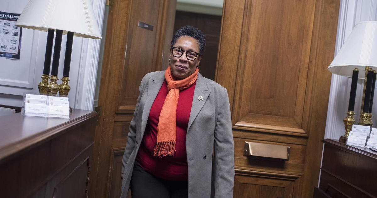 Biden picks Ohio Rep. Marcia Fudge for HUD secretary, Tom Vilsack to ...