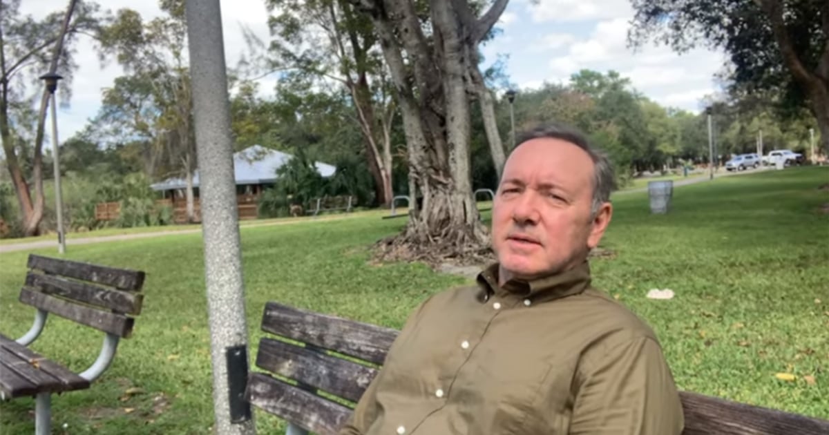 Kevin Spacey releases new Christmas Eve video, offers support to people ...