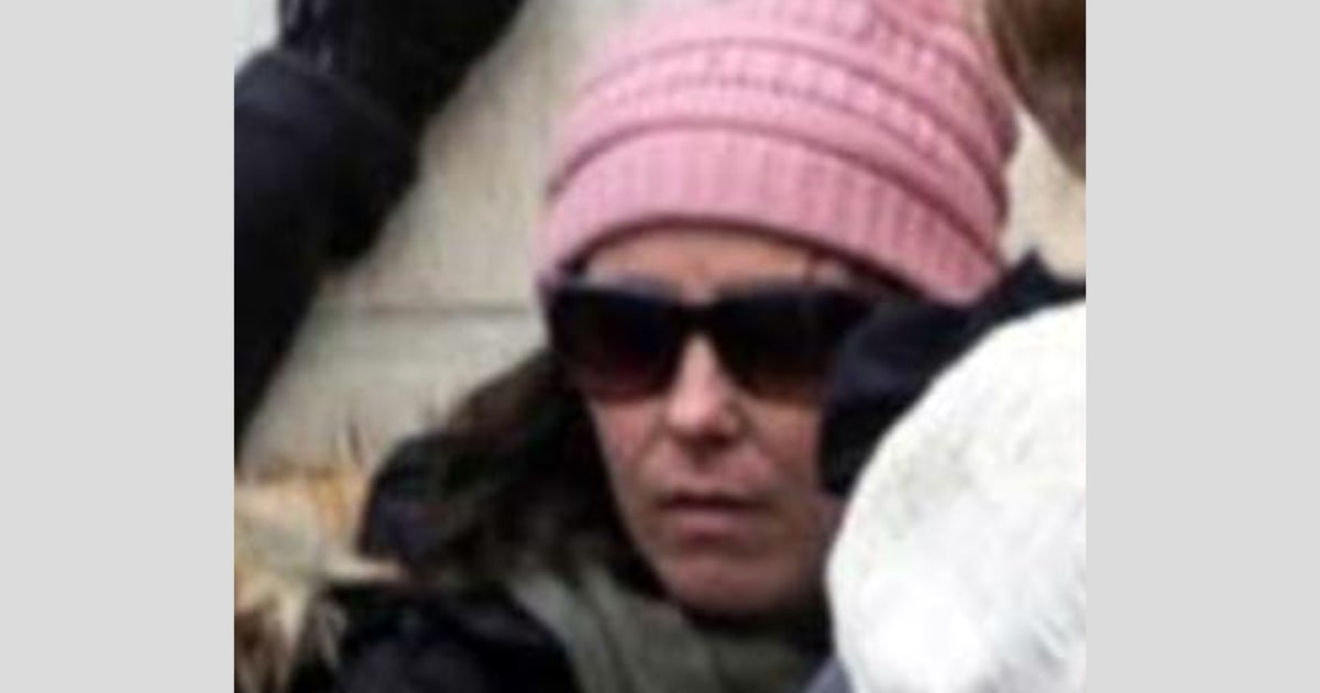 Feds arrest woman accused of using bullhorn to direct rioters during ...