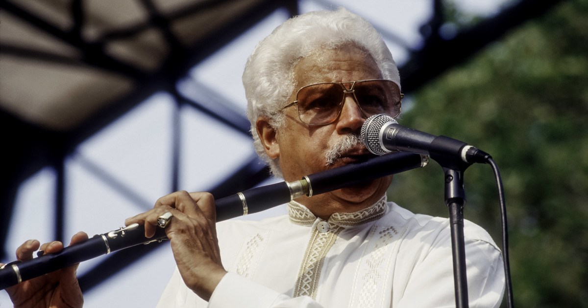Johnny Pacheco, an idol in the world of salsa music, dies at age 85