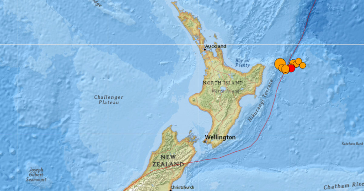 Powerful earthquakes force thousands to evacuate in New Zealand ...