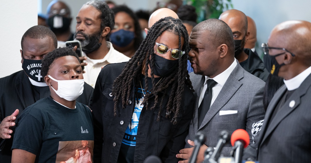 Andrew Brown Jr. shot five times, once in back of head, according to ...