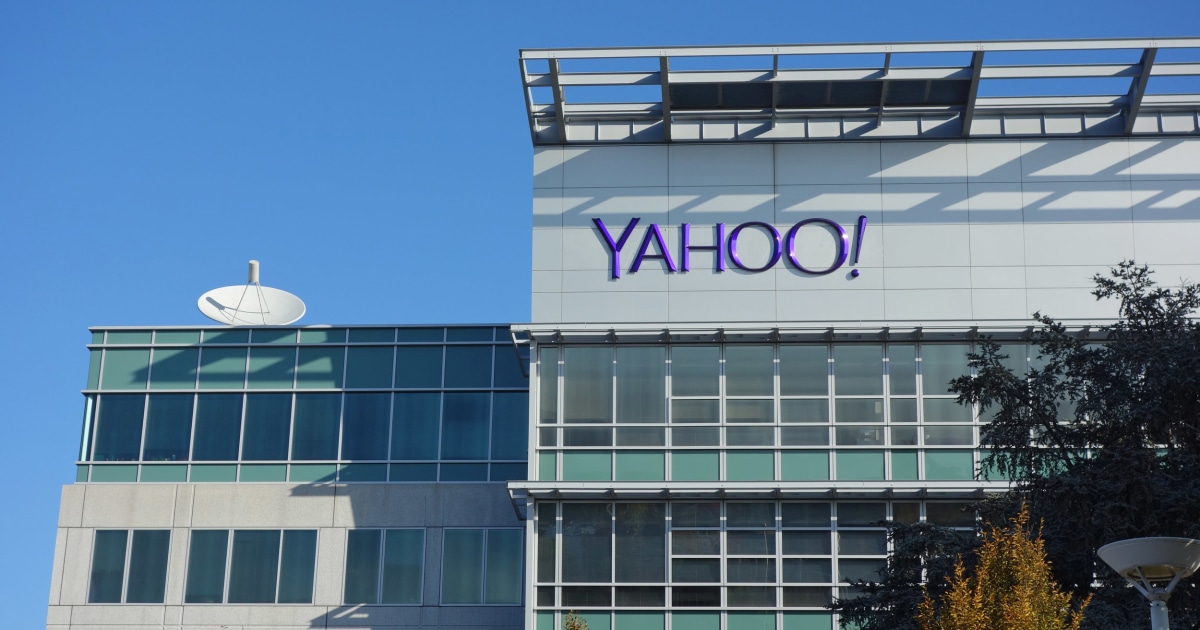 Verizon sells Yahoo and AOL businesses to Apollo for $5 billion