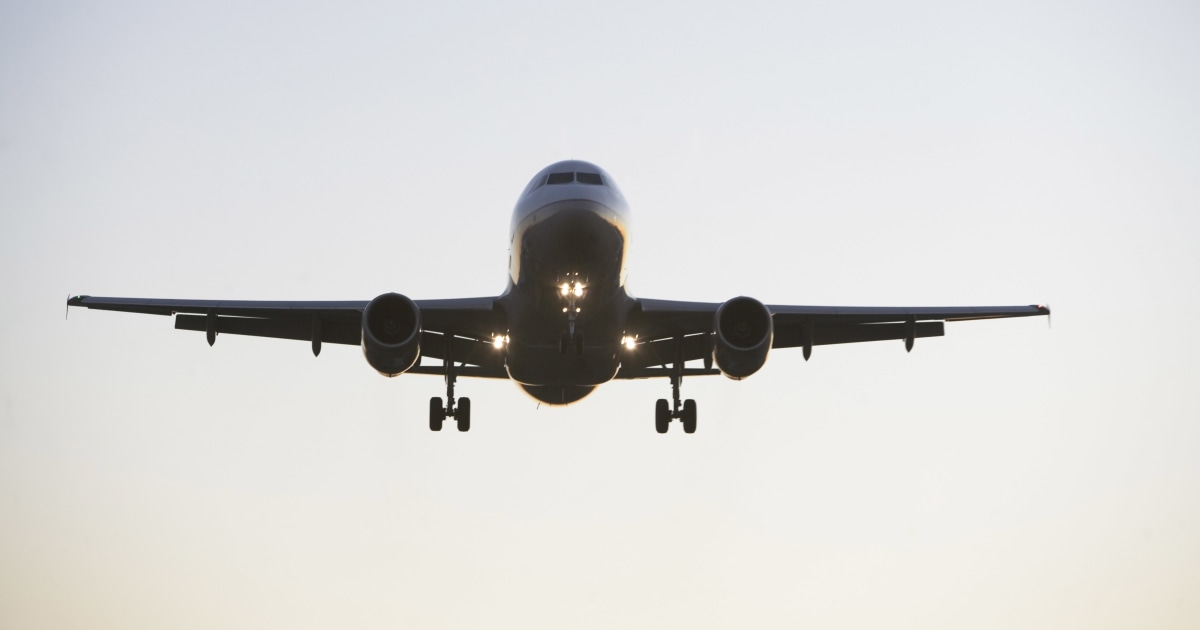 FAA warns of spike in unruly, dangerous passenger behavior