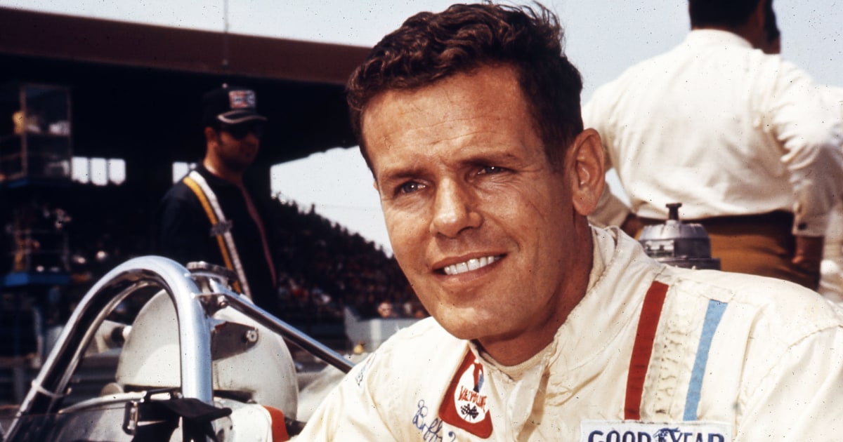 Bobby Unser, Indy 500 champ from famed racing family, dies at 87