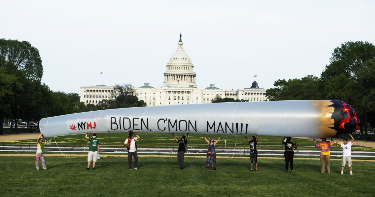 Senate Democrats rolling out draft of bill to end federal marijuana ban