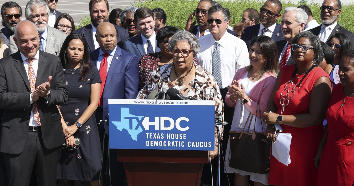 Texas Republicans renew effort to advance voting bill as Democrats regroup