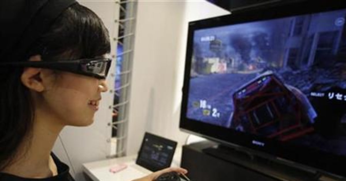 Sony on track to sell 15 million PS3s, company says