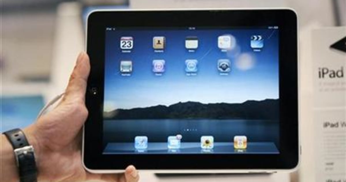 iPad digital newspaper launch delayed: report