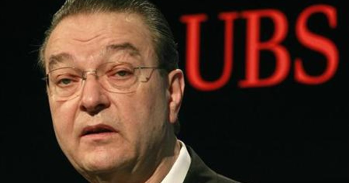 UBS boss first major bank CEO to waive 2010 bonus