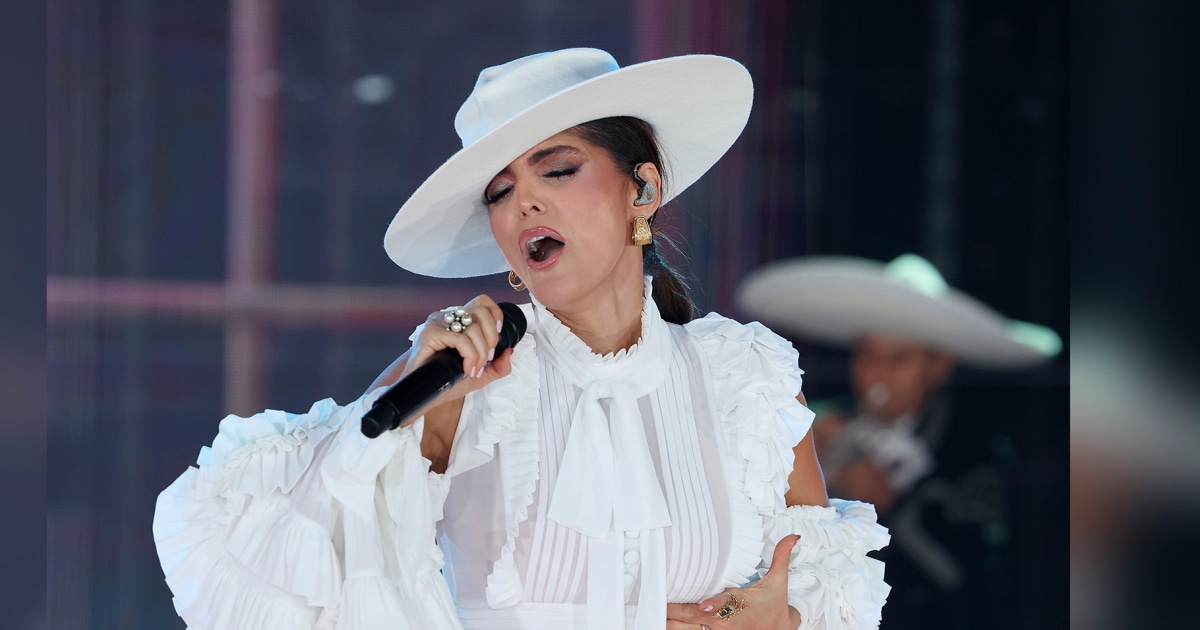 Ana Bárbara muestra ‘Mar’, canción compuesta a su hermana muerta