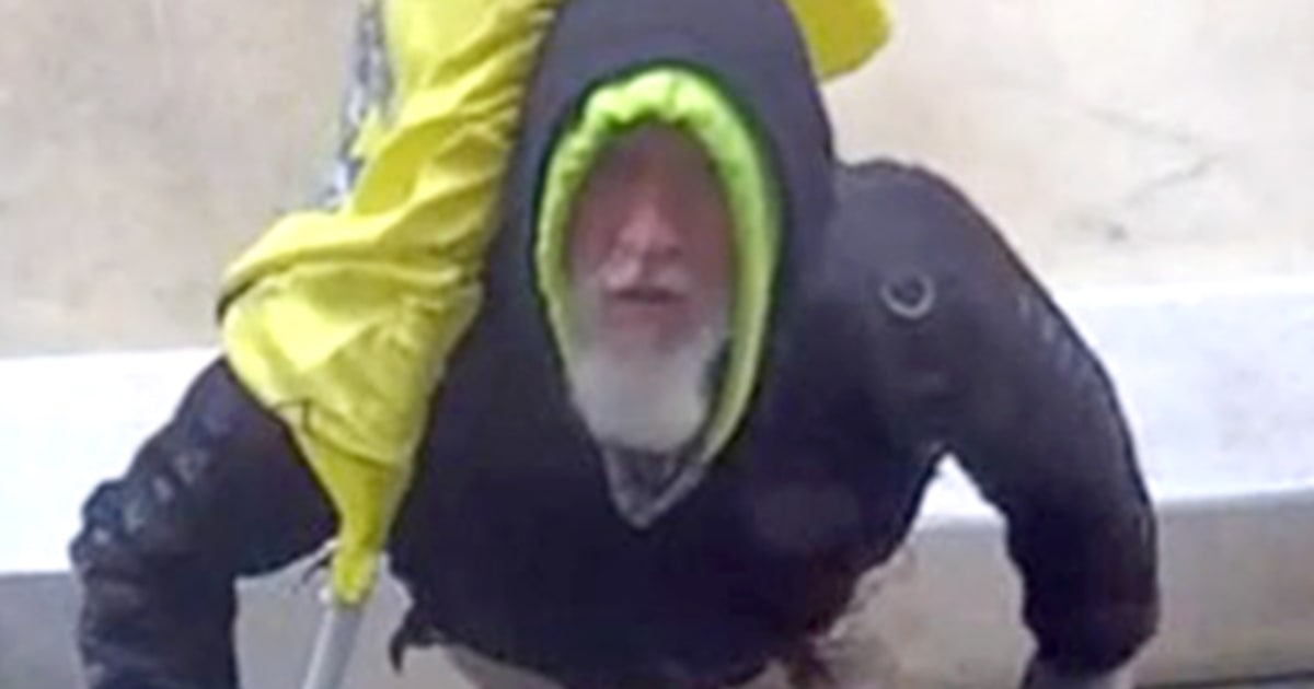 Alabama man accused of hitting officer with flagpole on Jan. 6