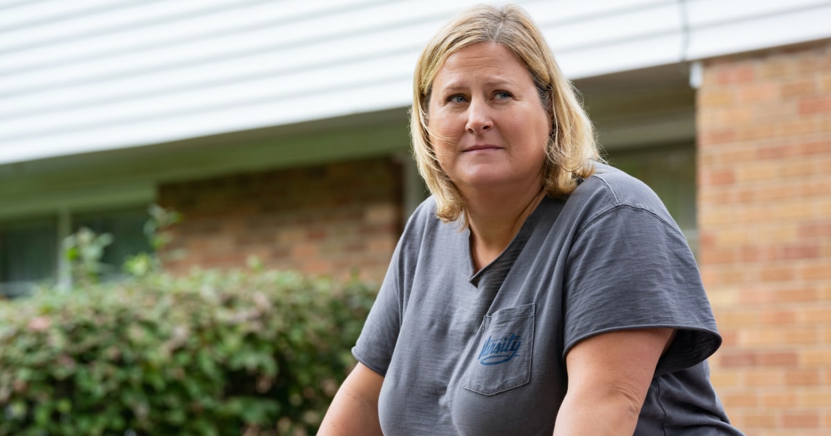 Comedian Bridget Everett finds her 'world of misfits' in 'Somebody ...