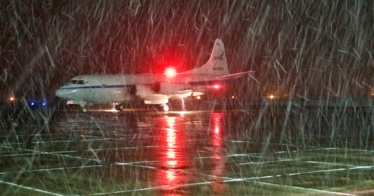 NASA scientists brave bumpy flights into winter storm weather