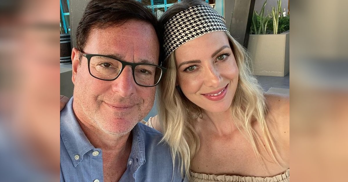 Kelly Rizzo rinde tributo con conmovedora carta a Bob Saget