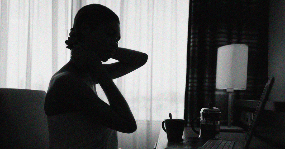 Dizzy when you stand up? A few simple leg moves can help, study suggests