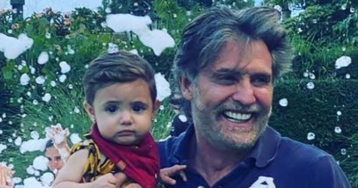 Juan Soler presume de lo grande que está su nieta Alfonsina